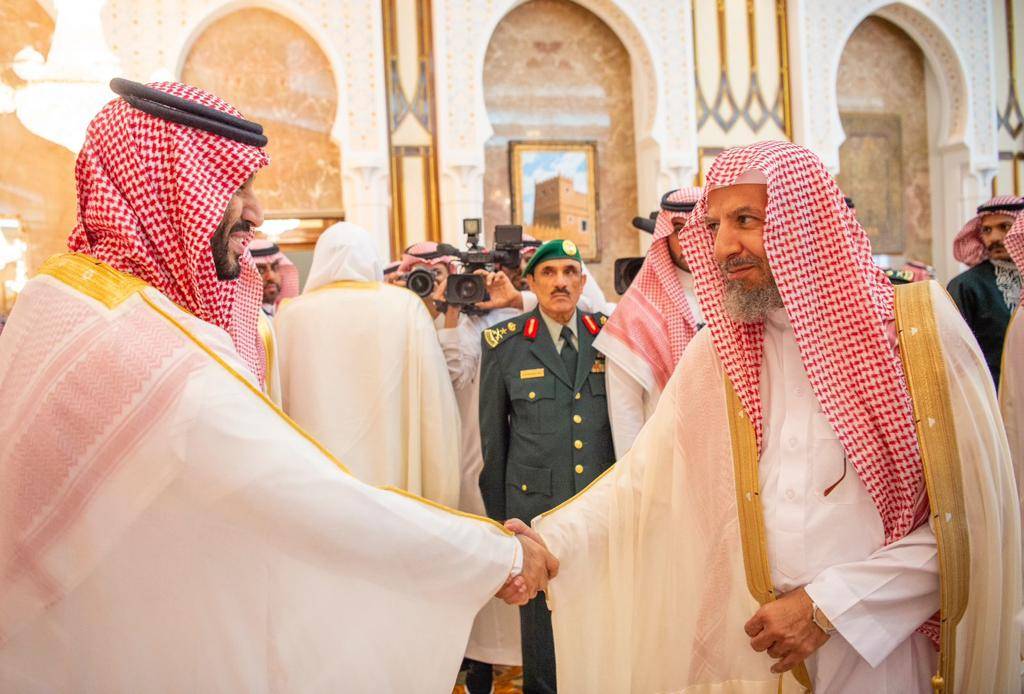 Suudi Arabistan Veliaht Prensi: Hacılara hizmet etmek için yürütülen ...