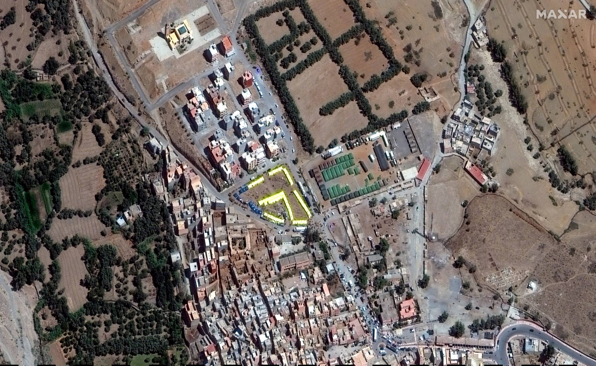 Fas, depremde hayatta kalanları bulmak için zamana karşı yarışıyor