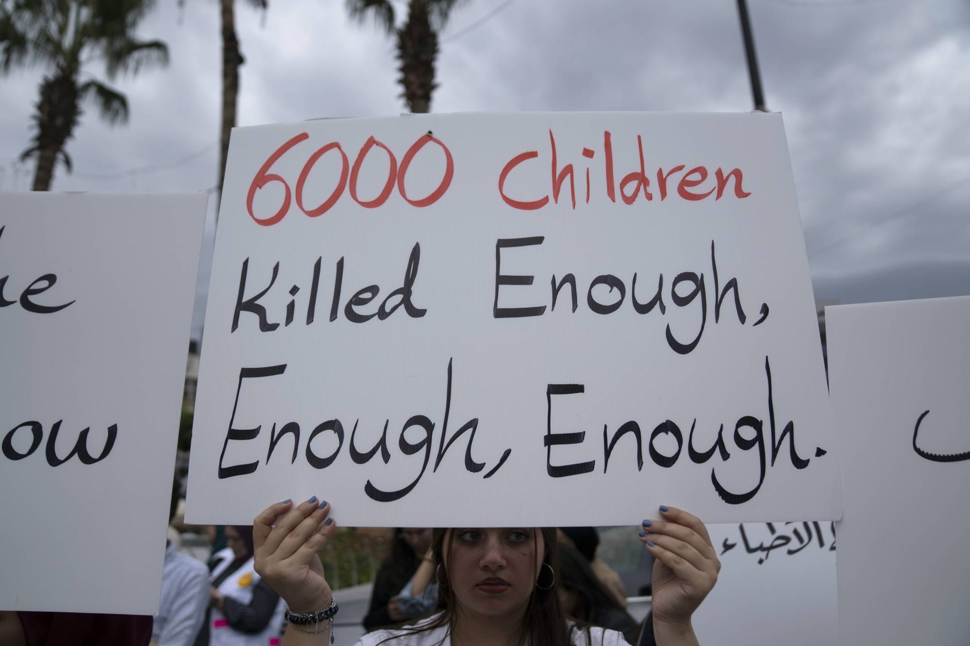 Uluslararası hukuk uzmanları İsrail’i savaş suçları konusunda uyardı