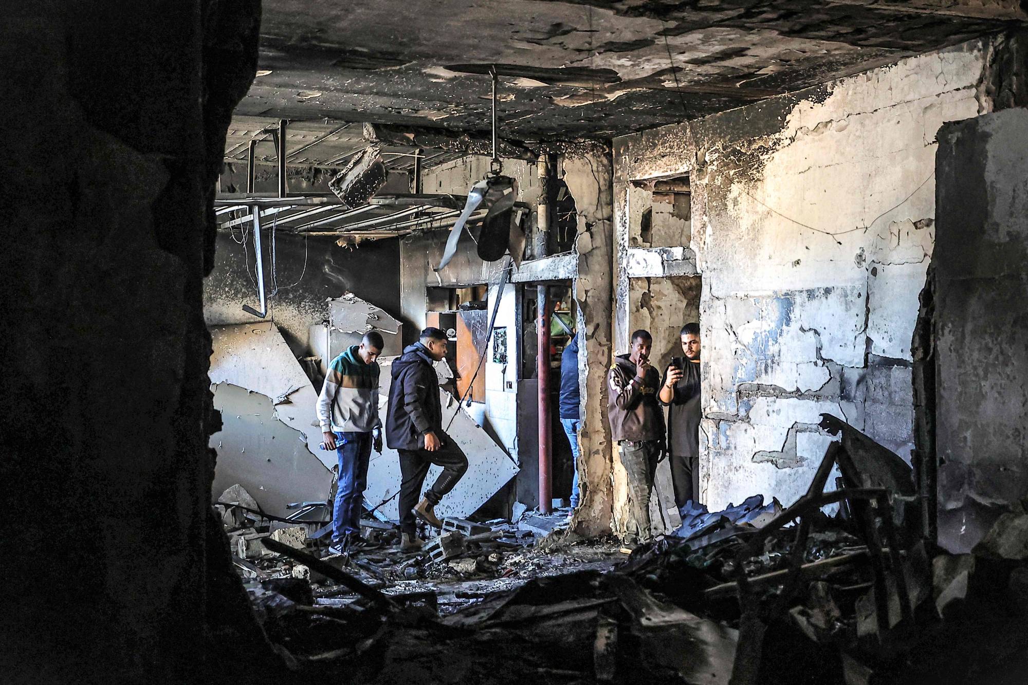 Irak’ta Basra ve Zikar’daki çatışmaların kontrol altına alınması için ...