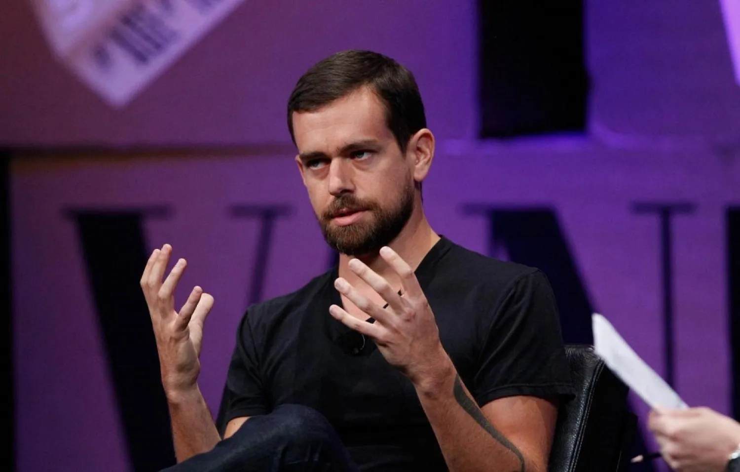 Twitter CEO Does Not Own a Laptop