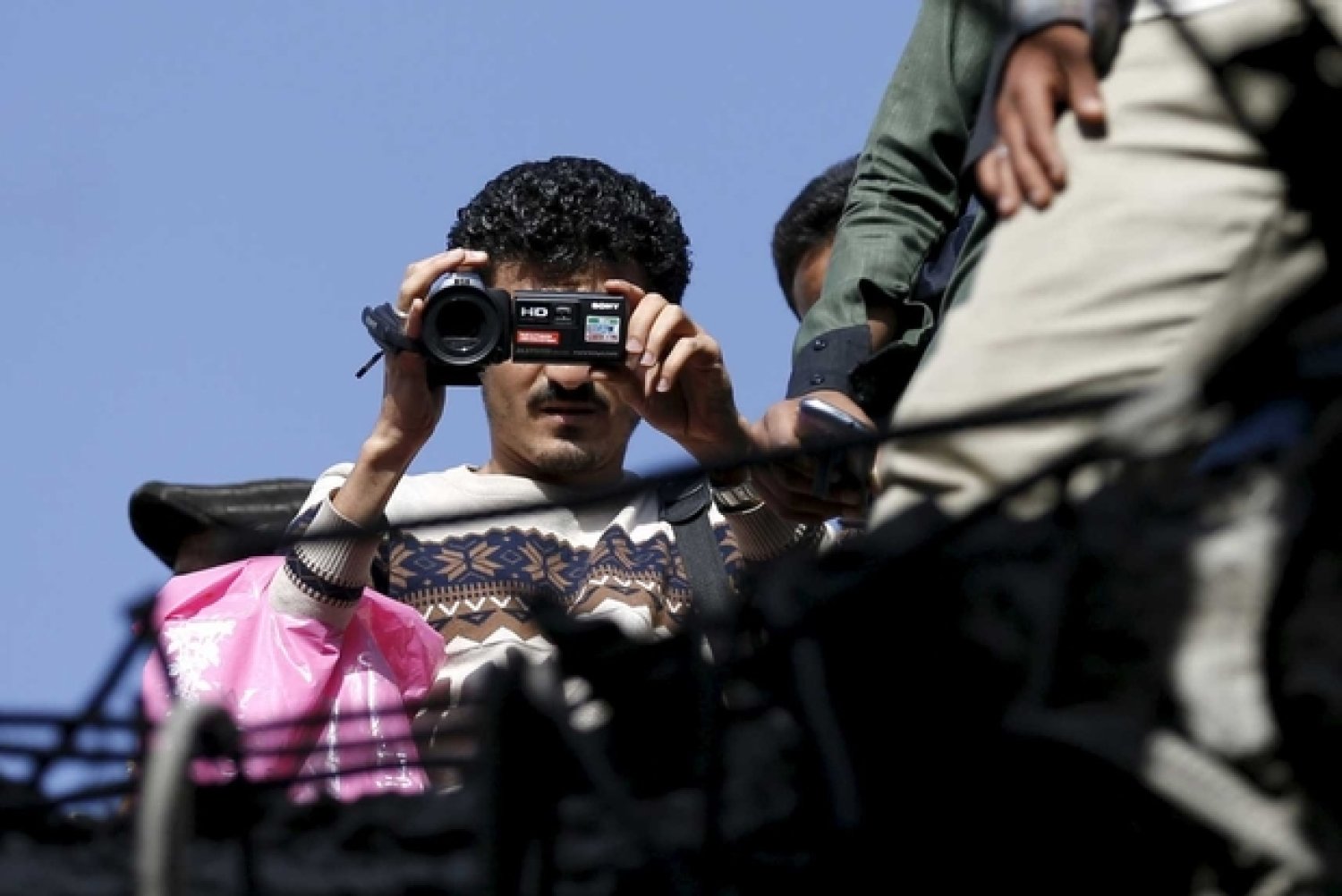 Yemenis Urge UN Special Envoy to Pressure Houthis to Free Captive ...