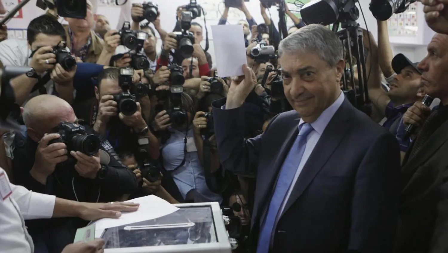 Former Algerian PM Announces Run for Presidency