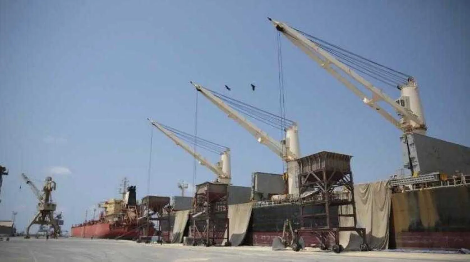 Yemen’s Houthis to Pull Back from 2 Hodeidah Ports Monday