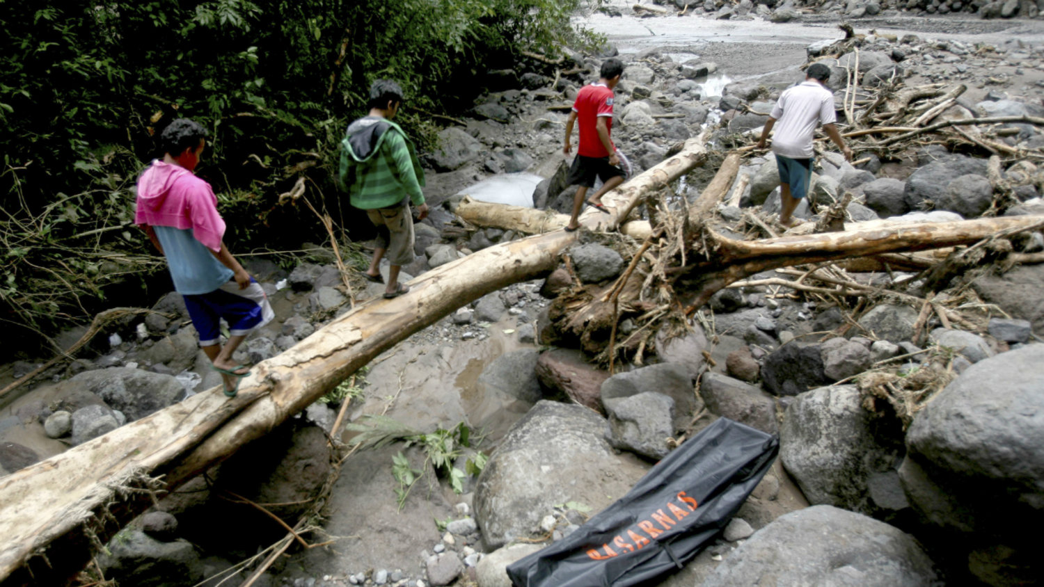 Dozens Killed in Flash Floods in Indonesia
