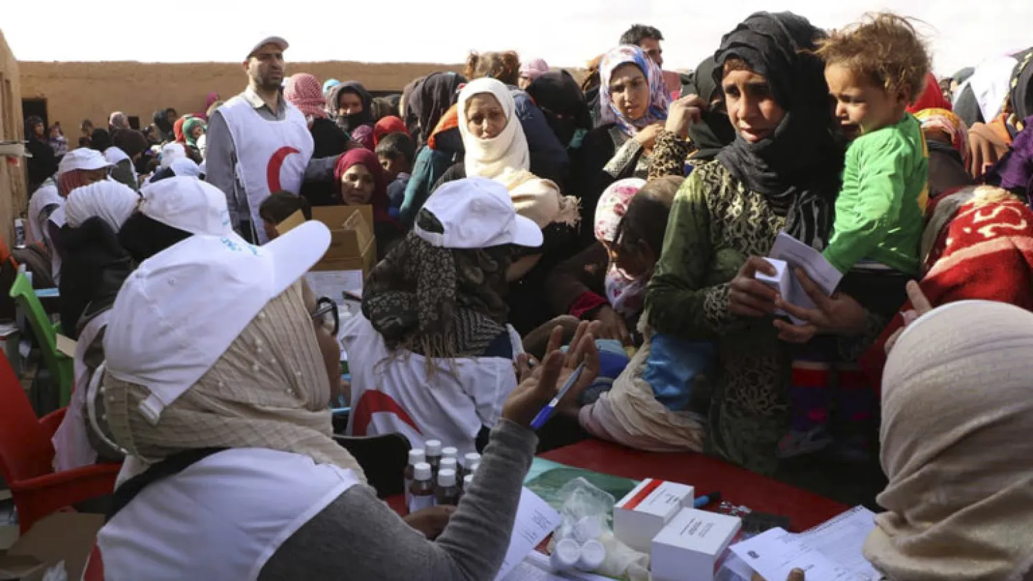After Settlement, Hundreds of Syrians Leave Rukban Camp