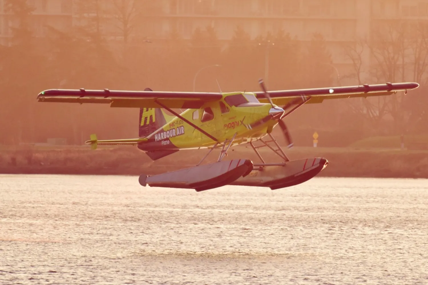 World's First Full e-Plane Passes Test Successfully