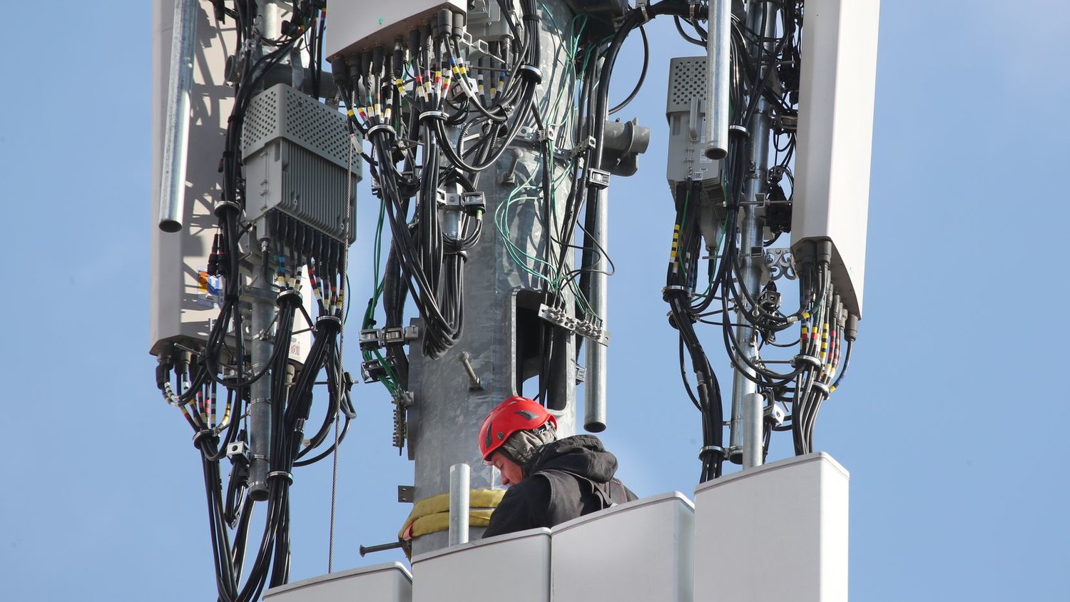 What Is 5G and Will It Change Our Lives?