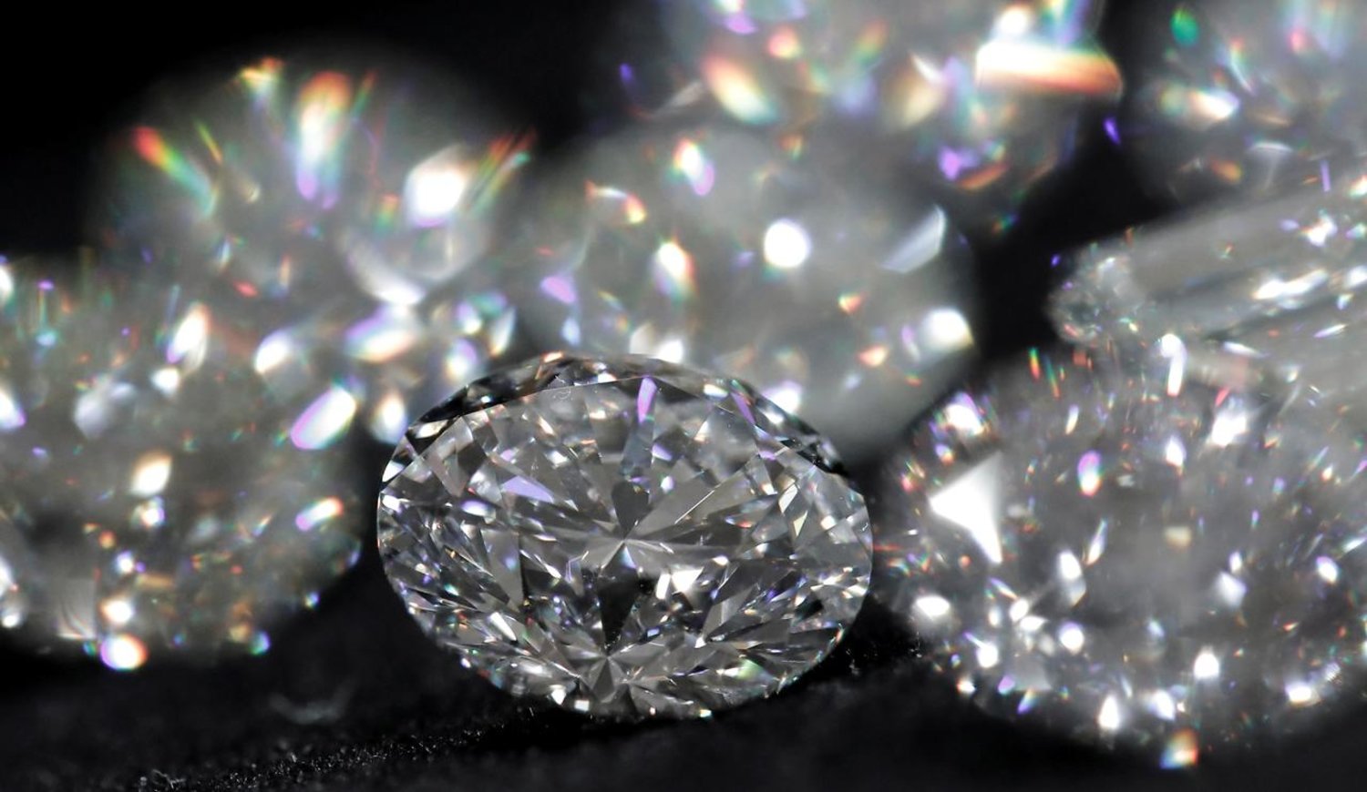 Dubai, Israeli Diamond Exchanges Sign Trade Deal