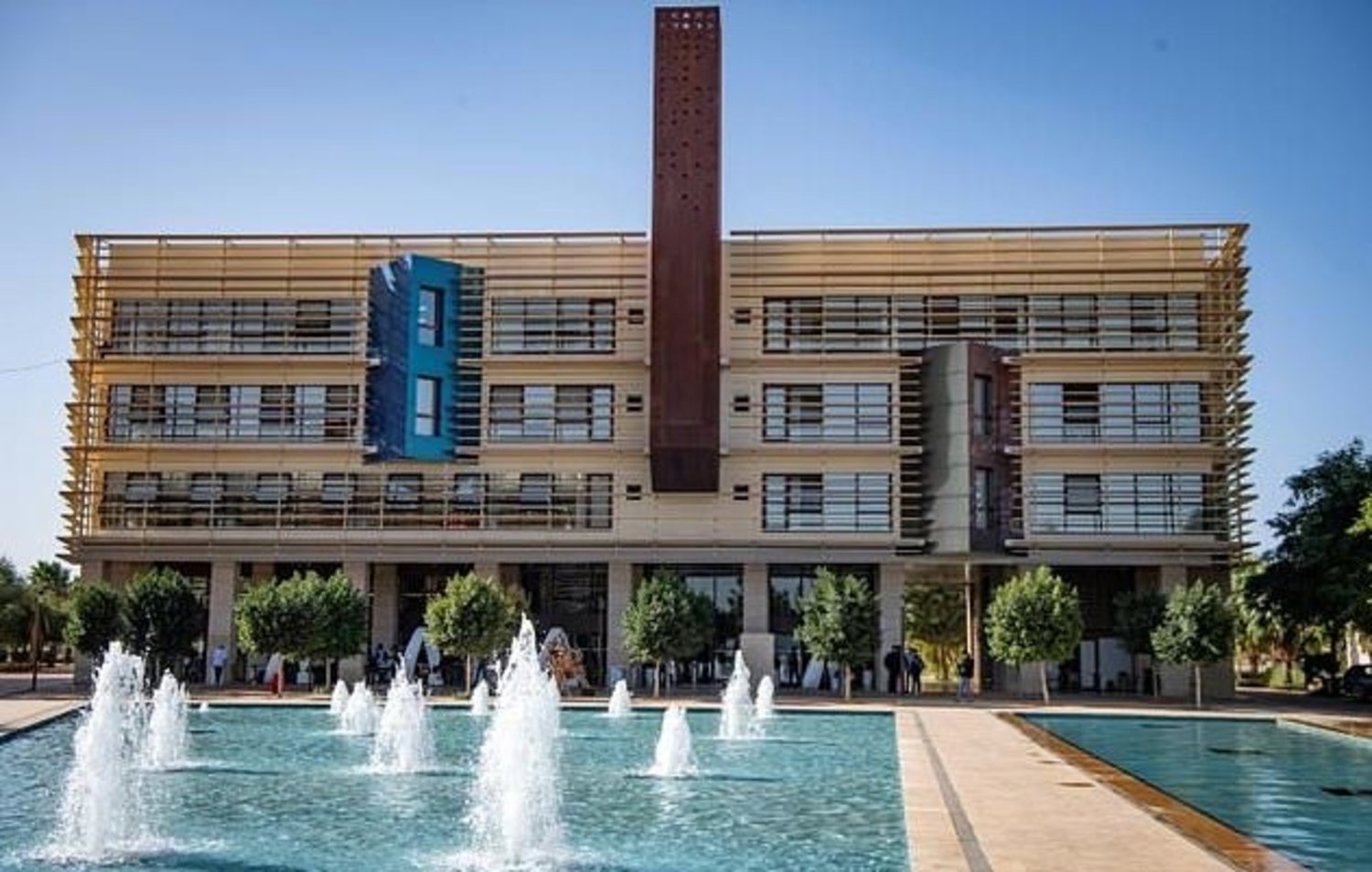 Moroccan Geeks Flock to 'Paradise' for Coders