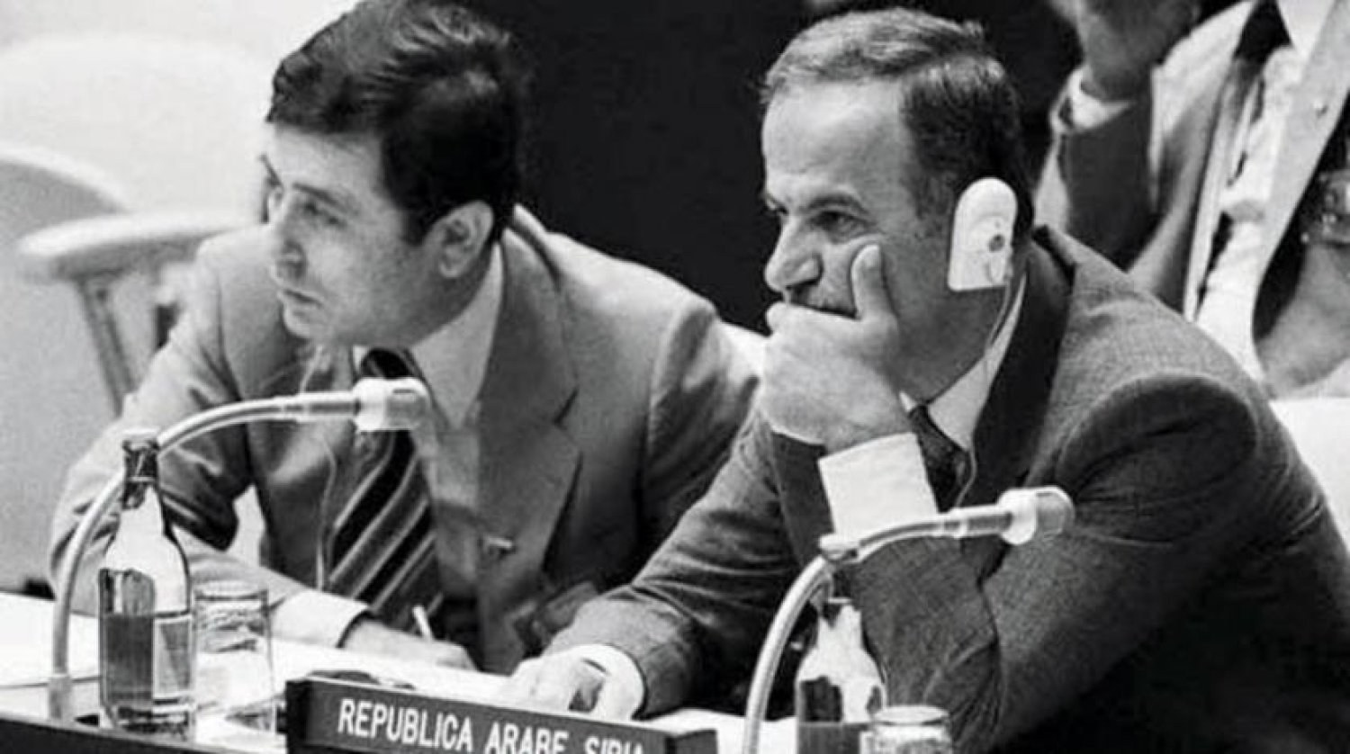 Memoirs of Abdel-Halim Khaddam: I Told Arafat He Was Lying, Plotting ...
