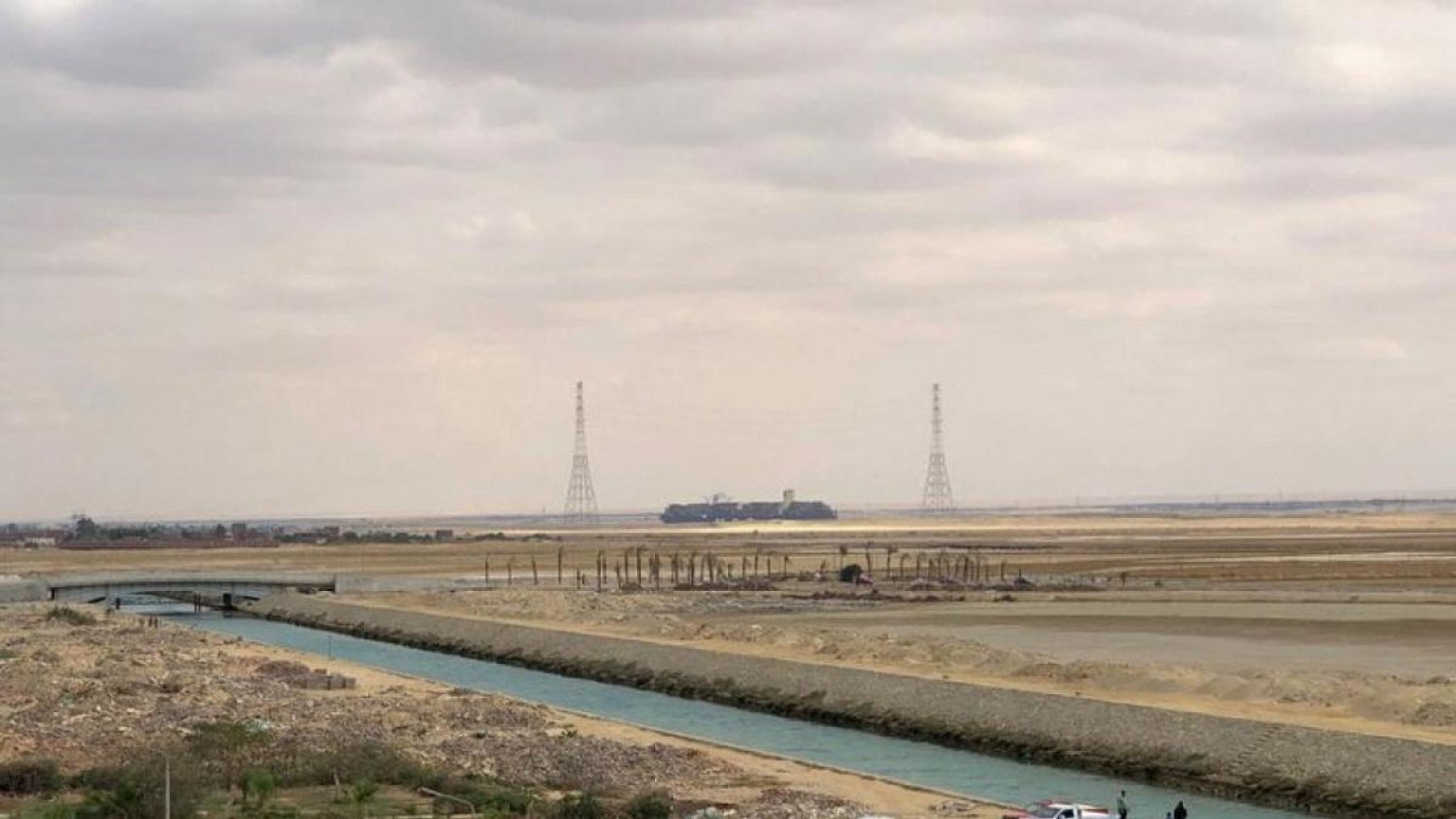 Suez Canal Starts Dredging Work to Extend Double Lane