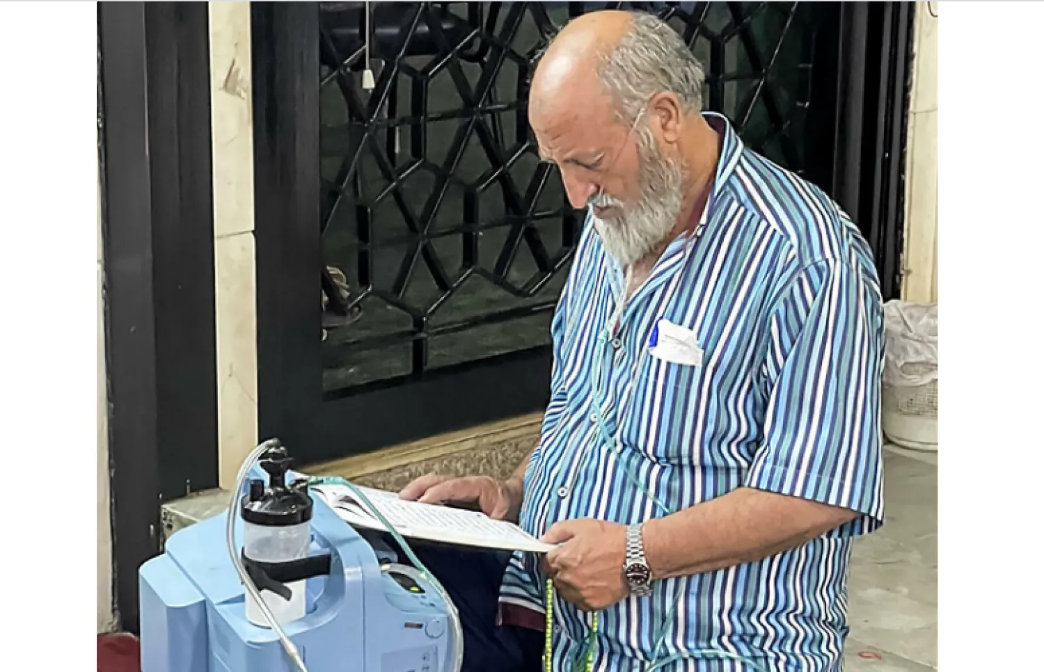 Lebanon Outages Force Asthma Patient to Plug in at Mosque