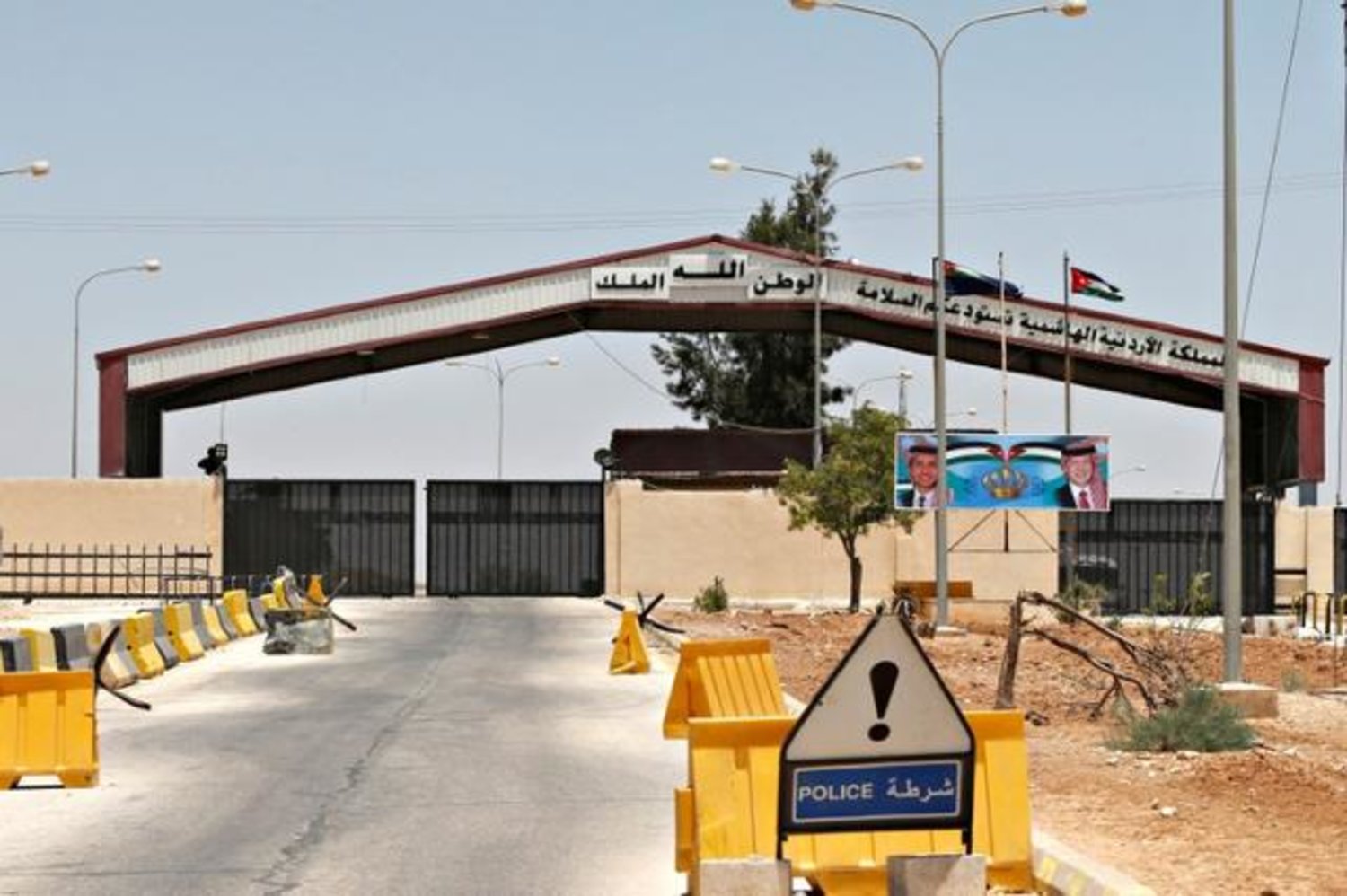 Jordan's Jaber Border Crossing with Syria Reopens for Cargo Traffic