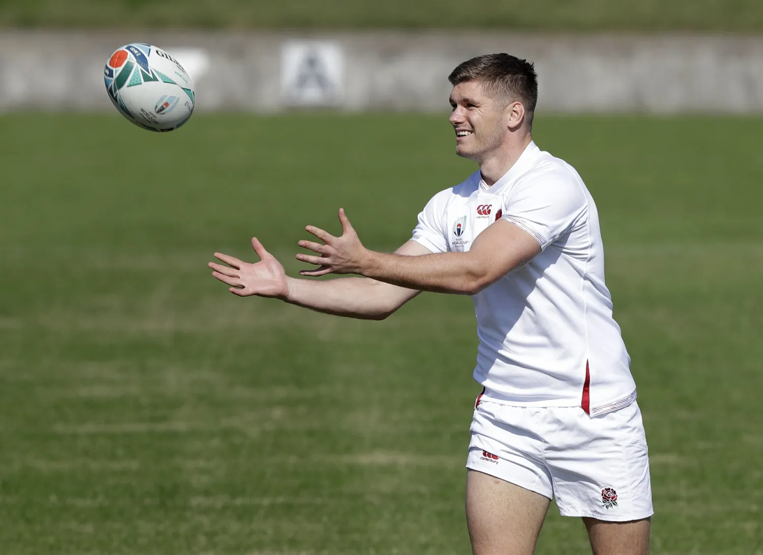 England Captain Farrell Tests Positive for Virus