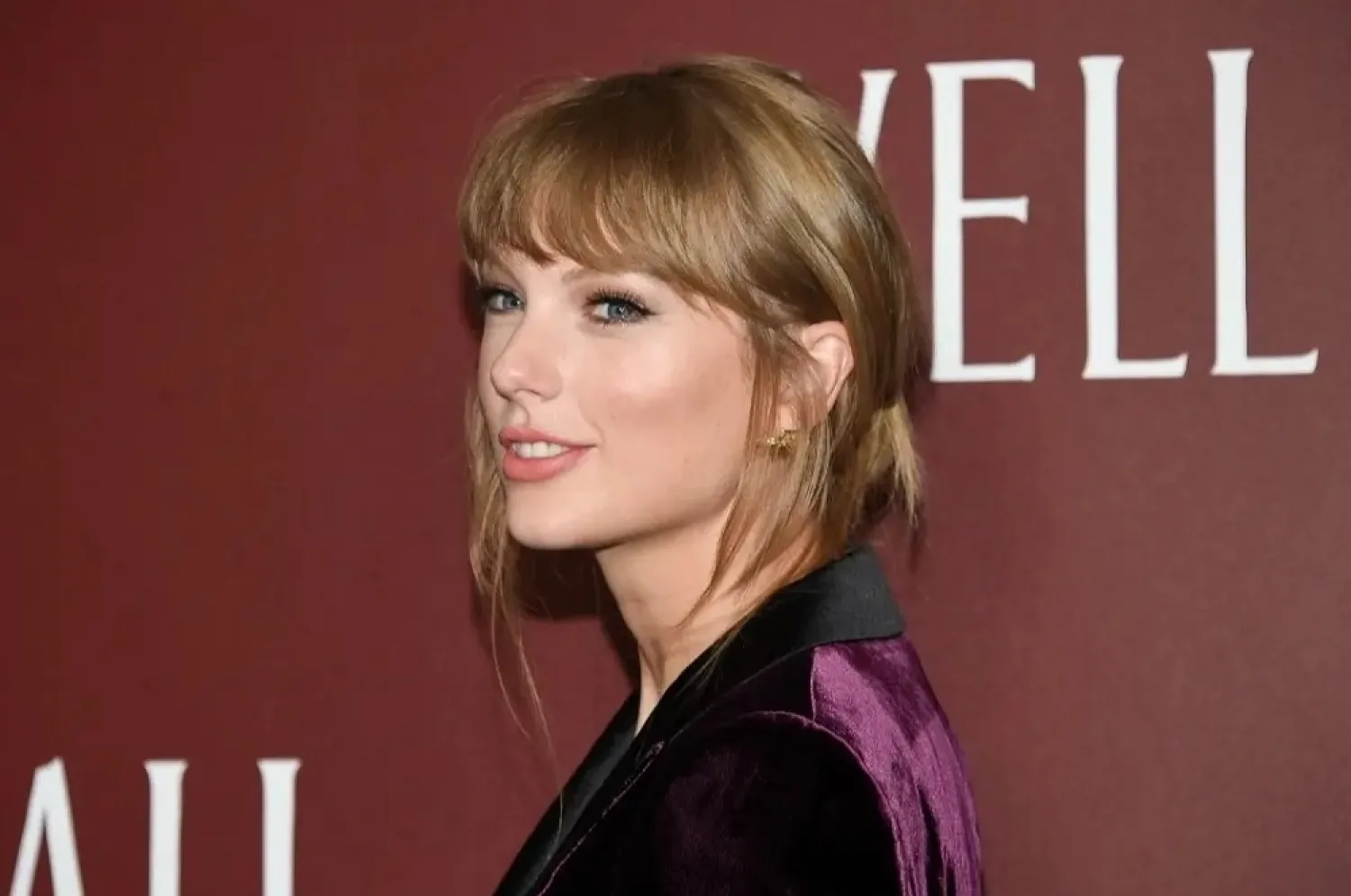 Man Crashes into Taylor Swift’s NY Building, Police Say
