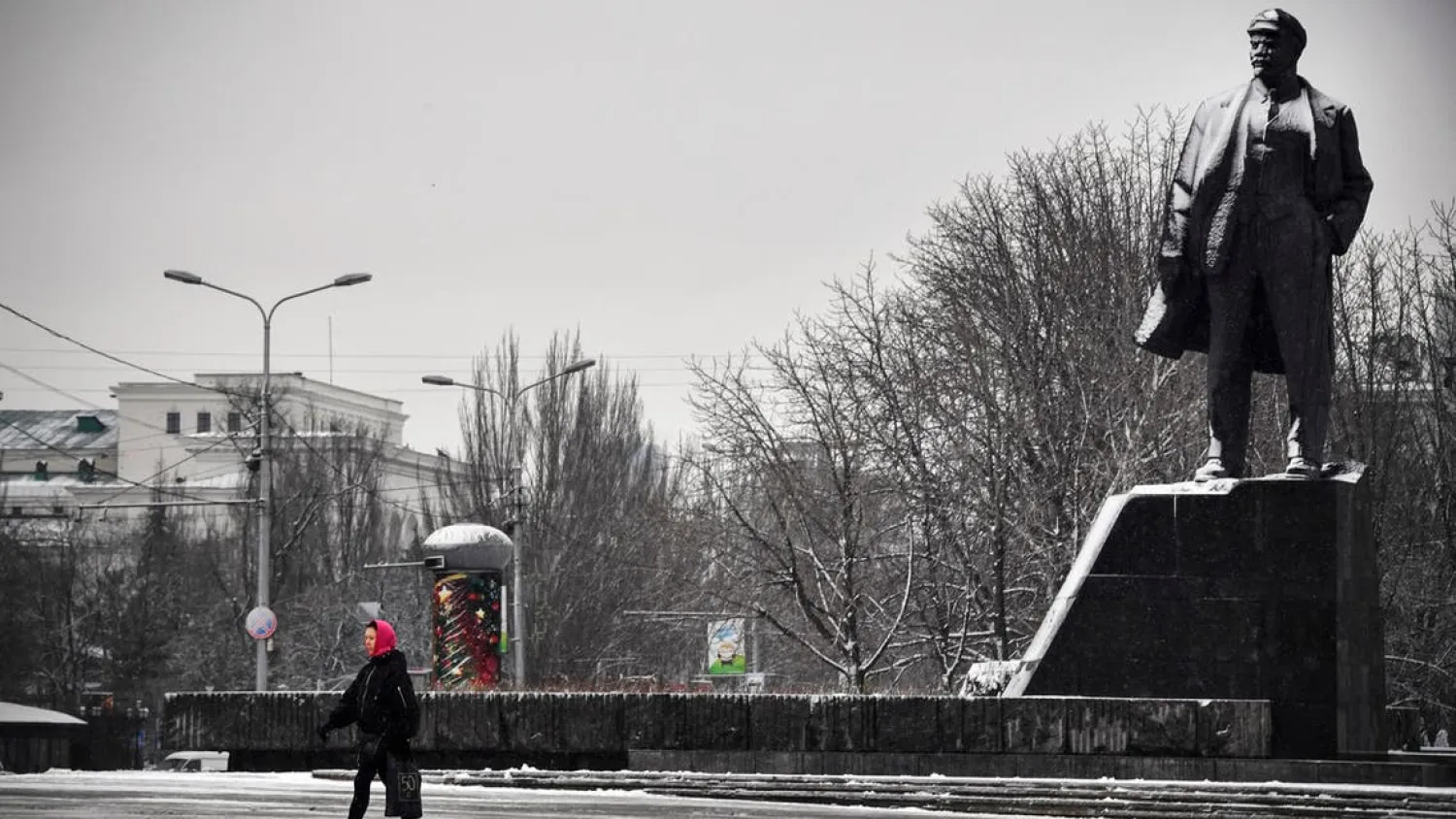 US Staff of OSCE Begins Pullout from Donetsk in Eastern Ukraine