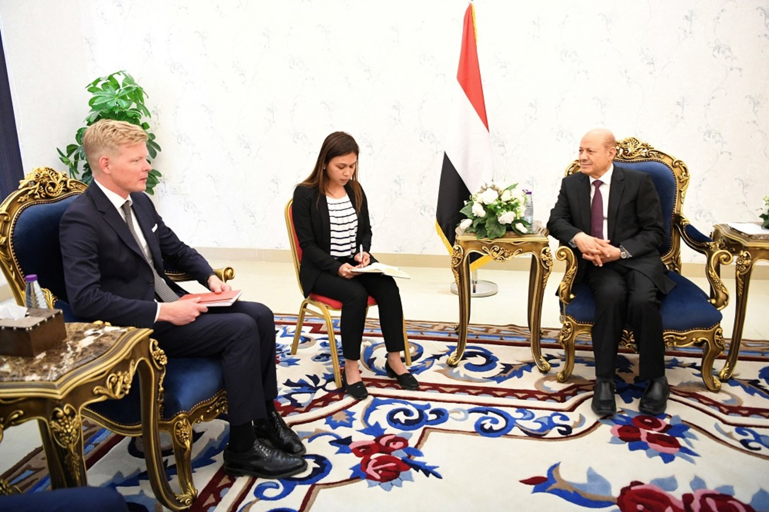 Al-Alimi Kicks off 1st Foreign Tour Since Formation of Yemen's ...