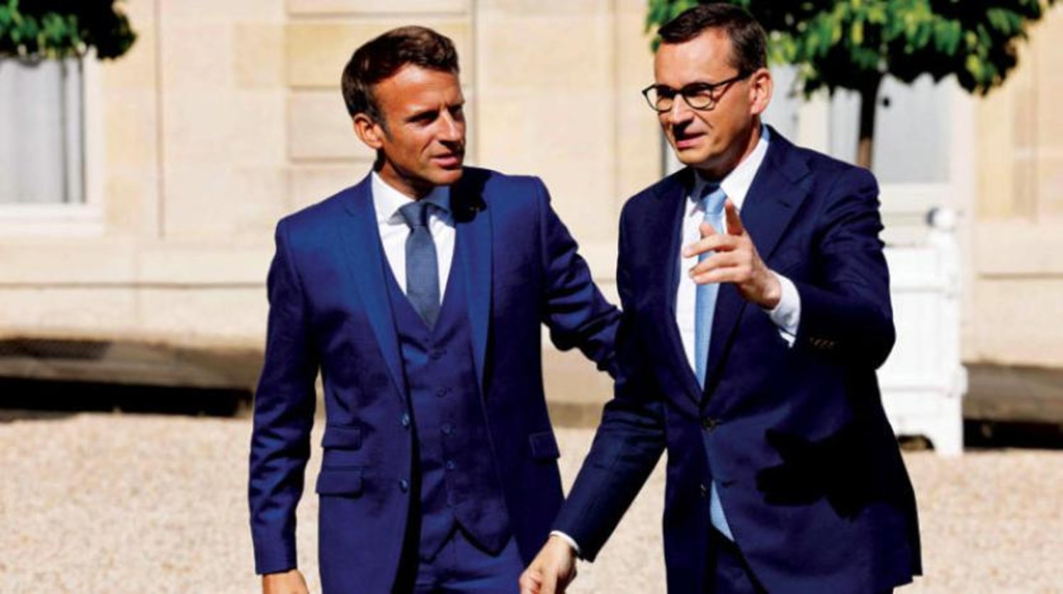 Macron, ‘Avrupa siyasi grubu’ oluşturma tasarısını yeniden başlatıyor