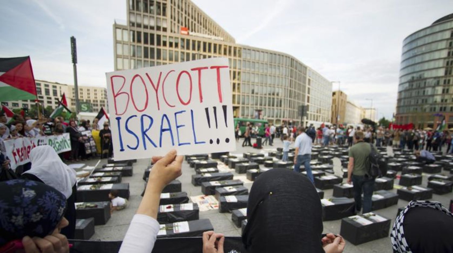 Settlers Ask Lapid not to Join EU-Israeli Association Council