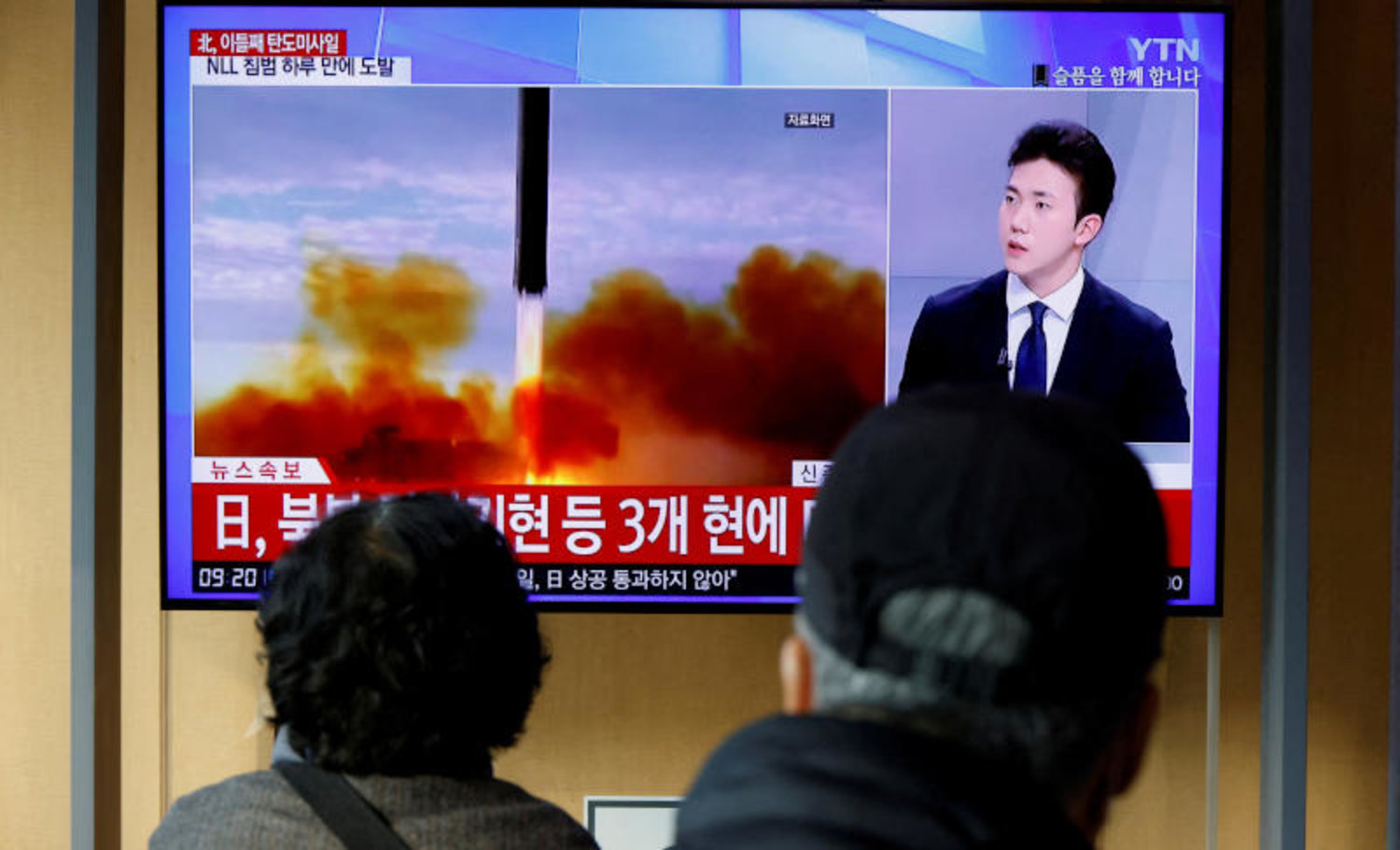 كوريا الشمالية تطلق 4 صواريخ باليستية باتجاه البحر