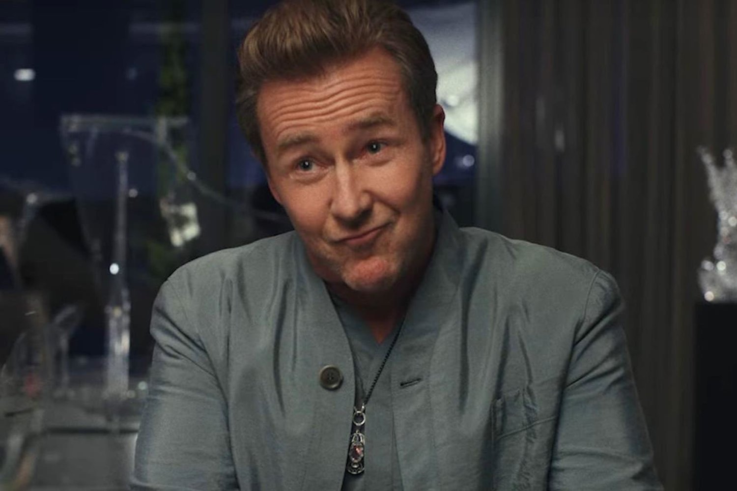 Netflix kullanıcıları Bıçaklar Çekildi: Gizemli Bir Serüven'in Elon ...