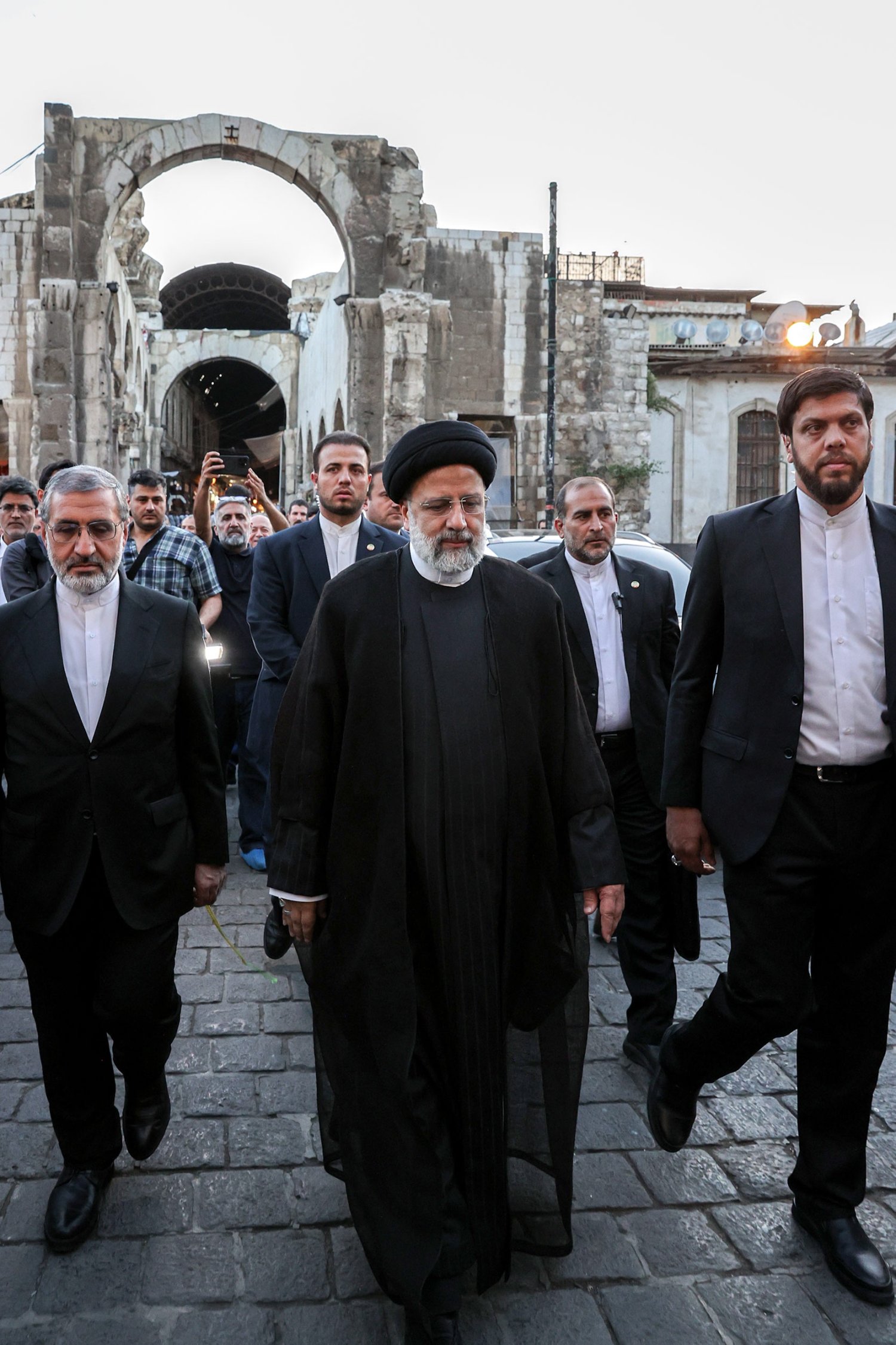 طهران ستساعد سوريا «في صنع أقمار صناعية»