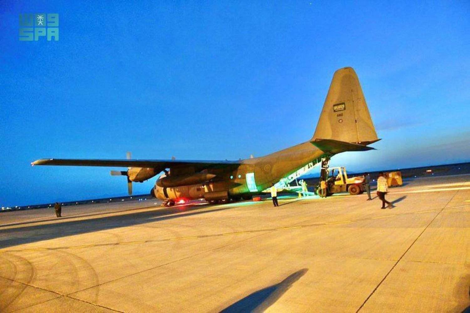 Third Saudi Humanitarian Aid Plane Lands in Sudan