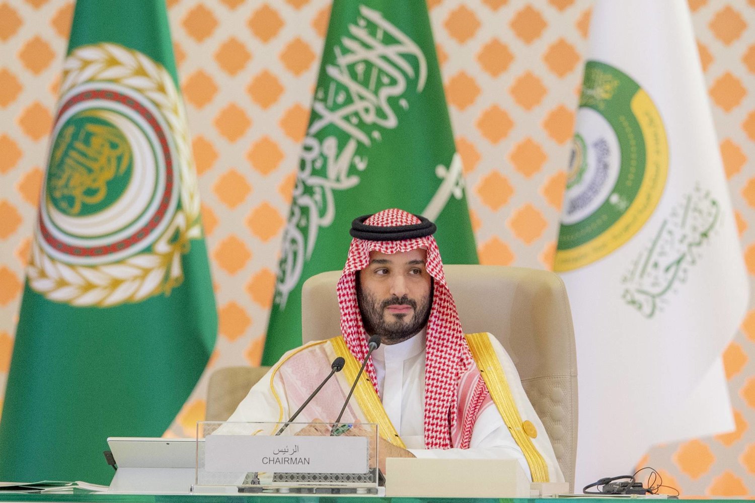 ولي العهد السعودي لن نسمح بتحول منطقتنا إلى ميادين للصراعات