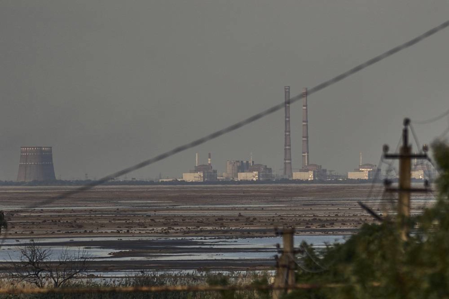 UN Watchdog Says Landmines Are Placed Around Ukrainian Nuke Plant ...