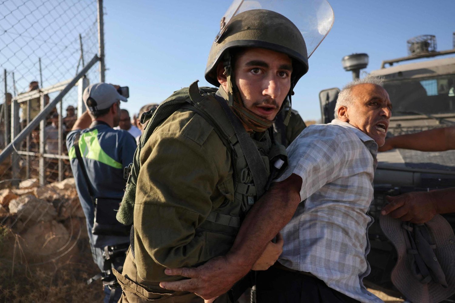 مقتل فلسطينيين برصاص الجيش الإسرائيلي ومستوطنين في الضفة الغربية