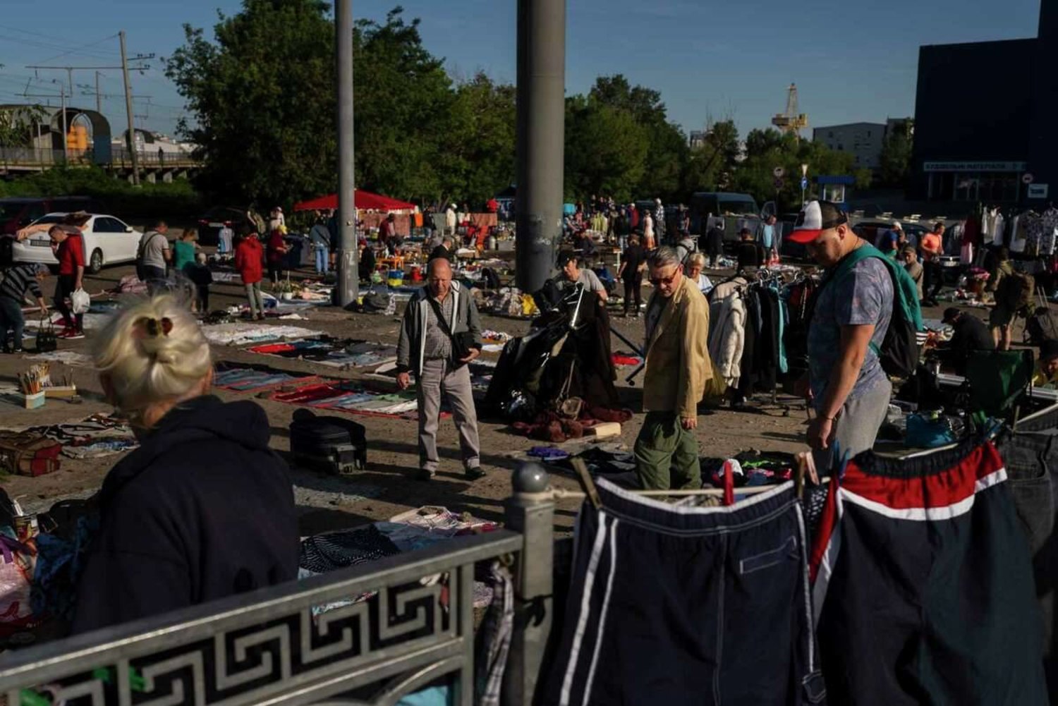 A Cherished Weekend Flea Market in the Ukrainian Capital Survives ...