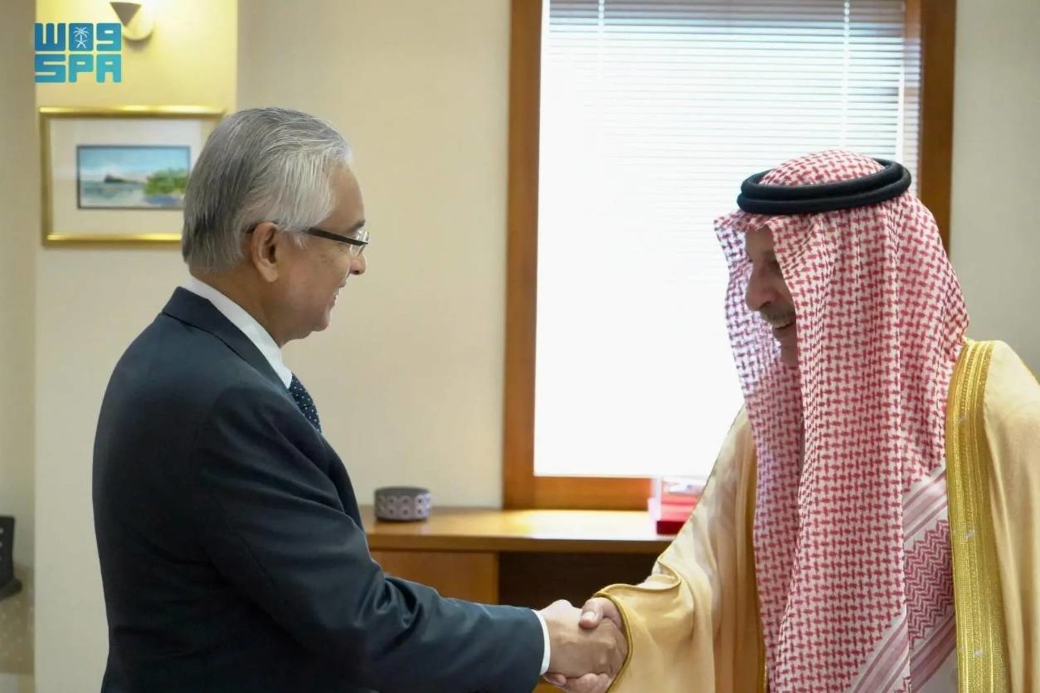 Saudi King Sends Verbal Message to Mauritius PM