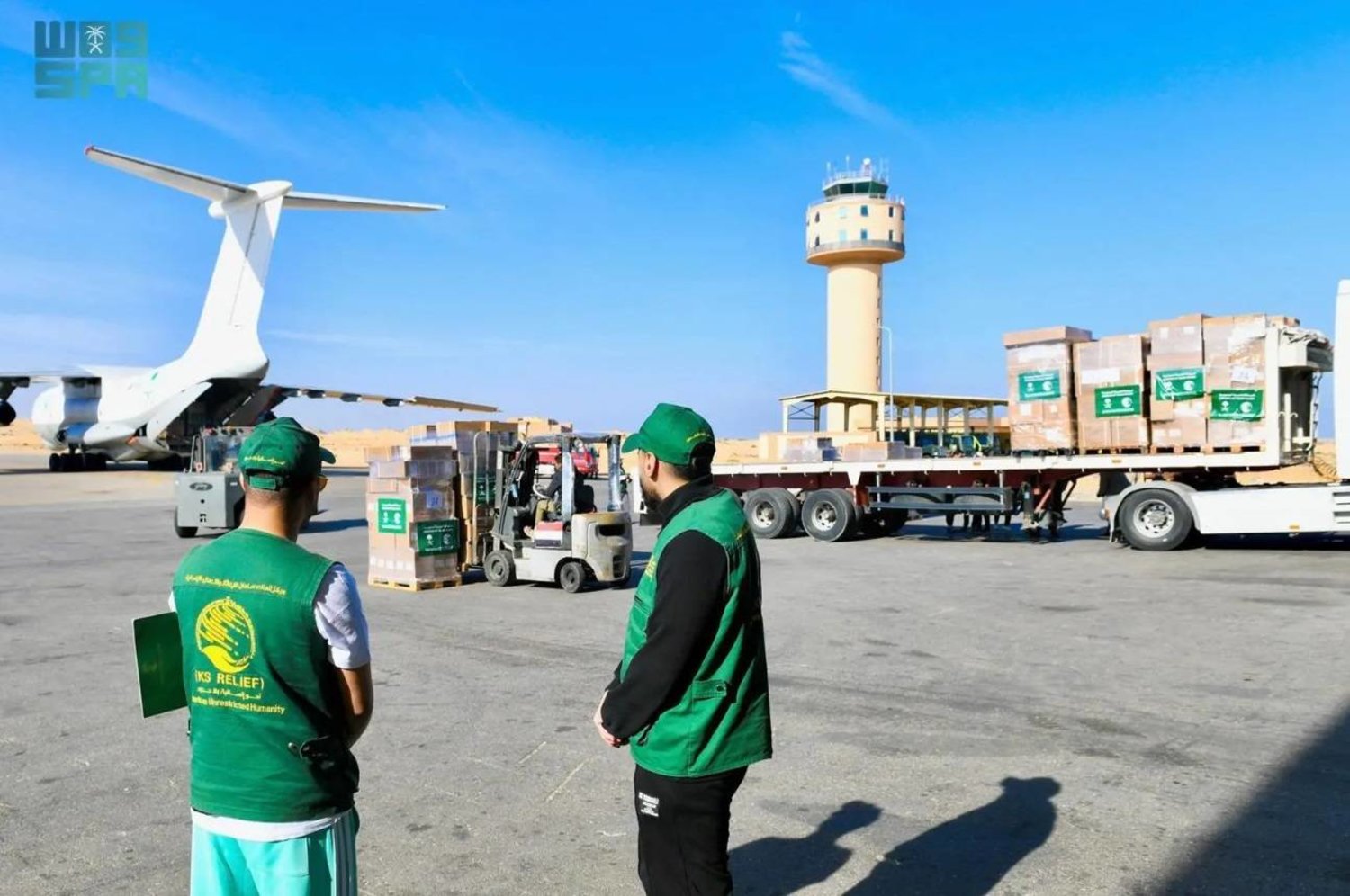 31st Saudi Relief Plane with Aid for Palestinians in Gaza Arrives in Egypt