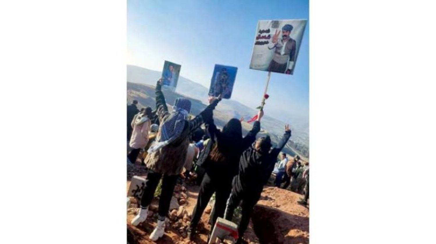 İran, protestoların gölgesinde tansiyonun yükseldiği Kürt şehirlerine ...