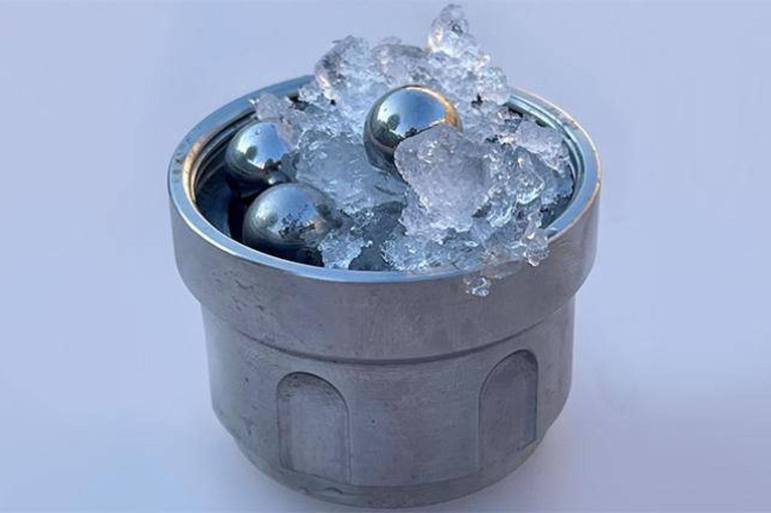 Suya bakışımızı değiştirebilecek yeni bir buz türü keşfedildi