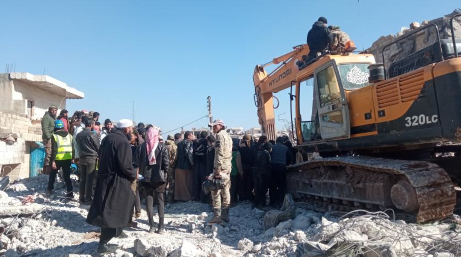 Şarku’l Avsat depremin vurduğu Cenderes’te: Sivilleri kurtarmak için ...