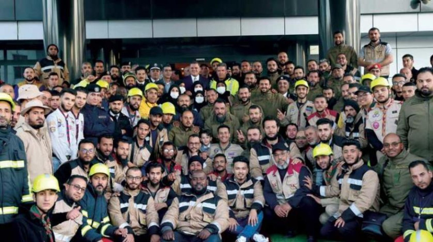 Libya Başbakanı Dibeybe Türkiye’den dönen kurtarma ekibini kabul etti