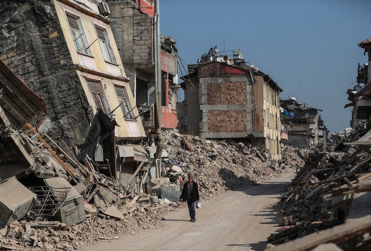 Türkiye Issues Earthquake Rebuilding Rules after Millions Left Homeless