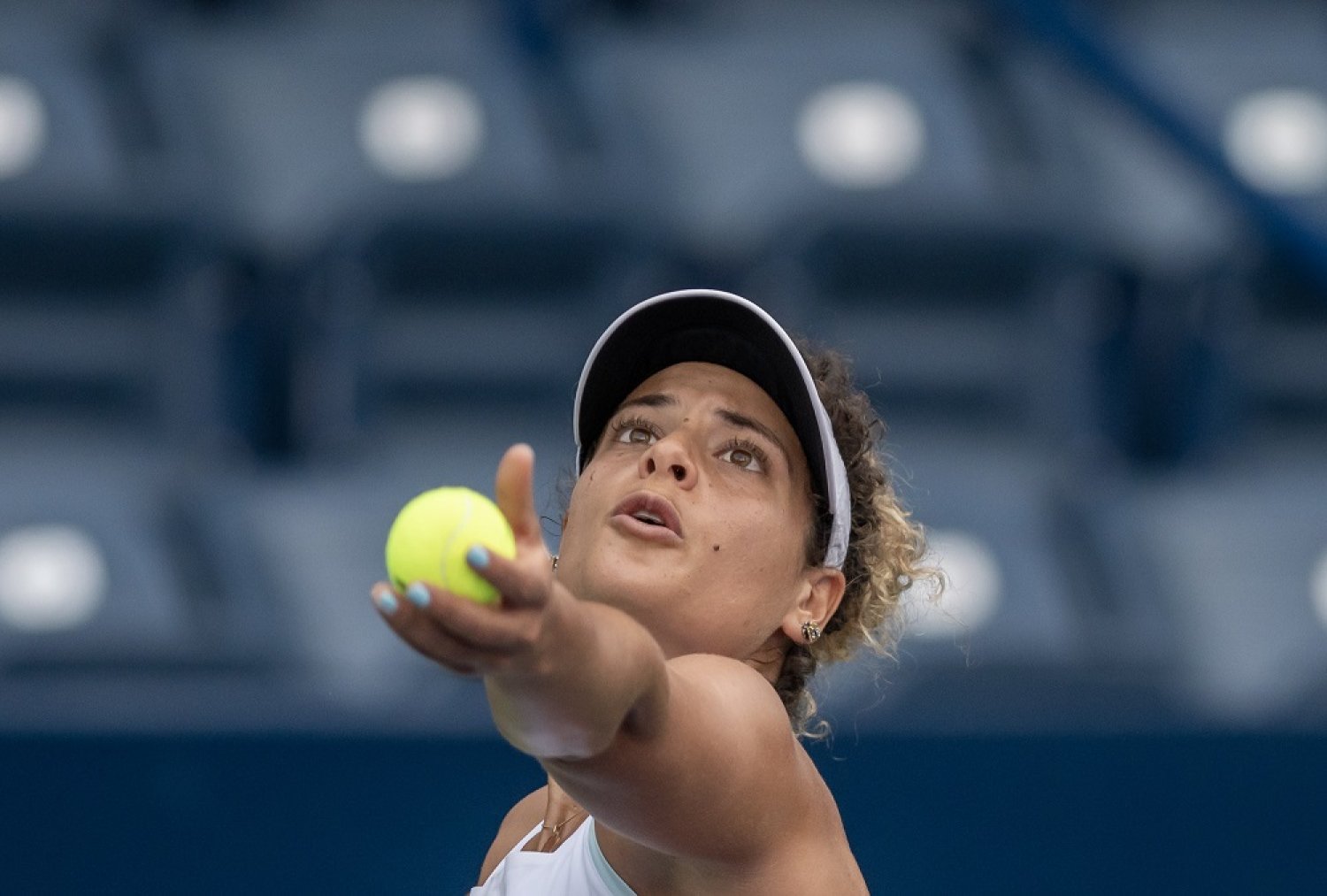 Egypt’s Mayar Sherif Rallies to Reach Monterrey Quarters