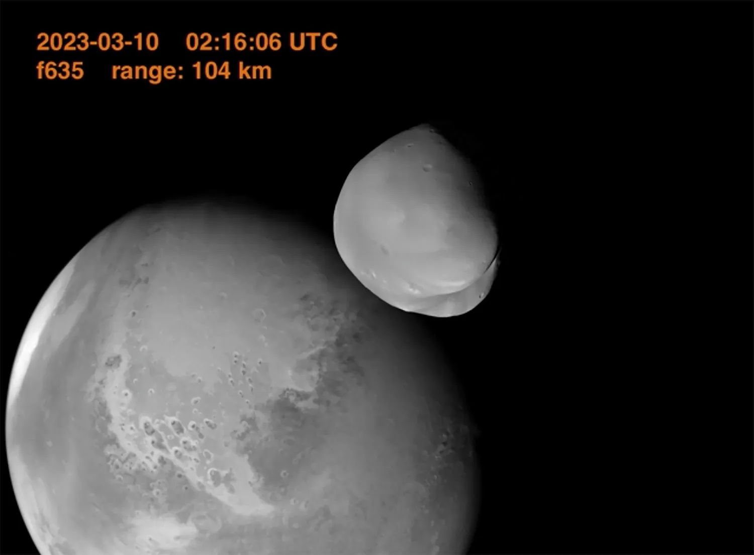 UAE Spacecraft Takes Close-up Photos of Mars’ Little Moon