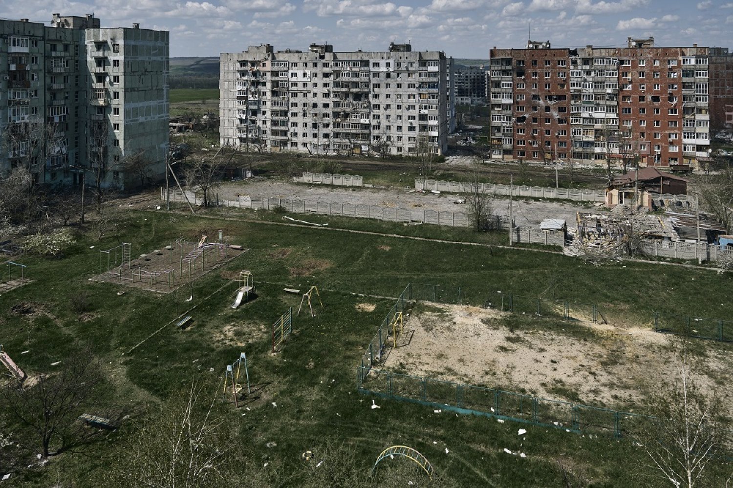Ukrainian Defenders Oust Russian Forces from Some Positions in Bakhmut ...
