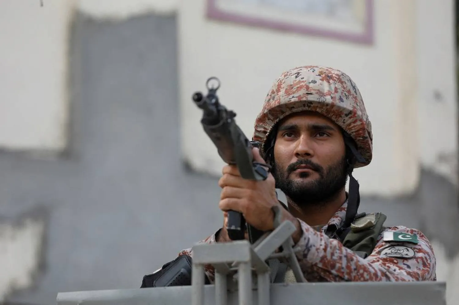 Blasts Near Pakistan Candidates’ Offices Kill 26 on Eve of Election