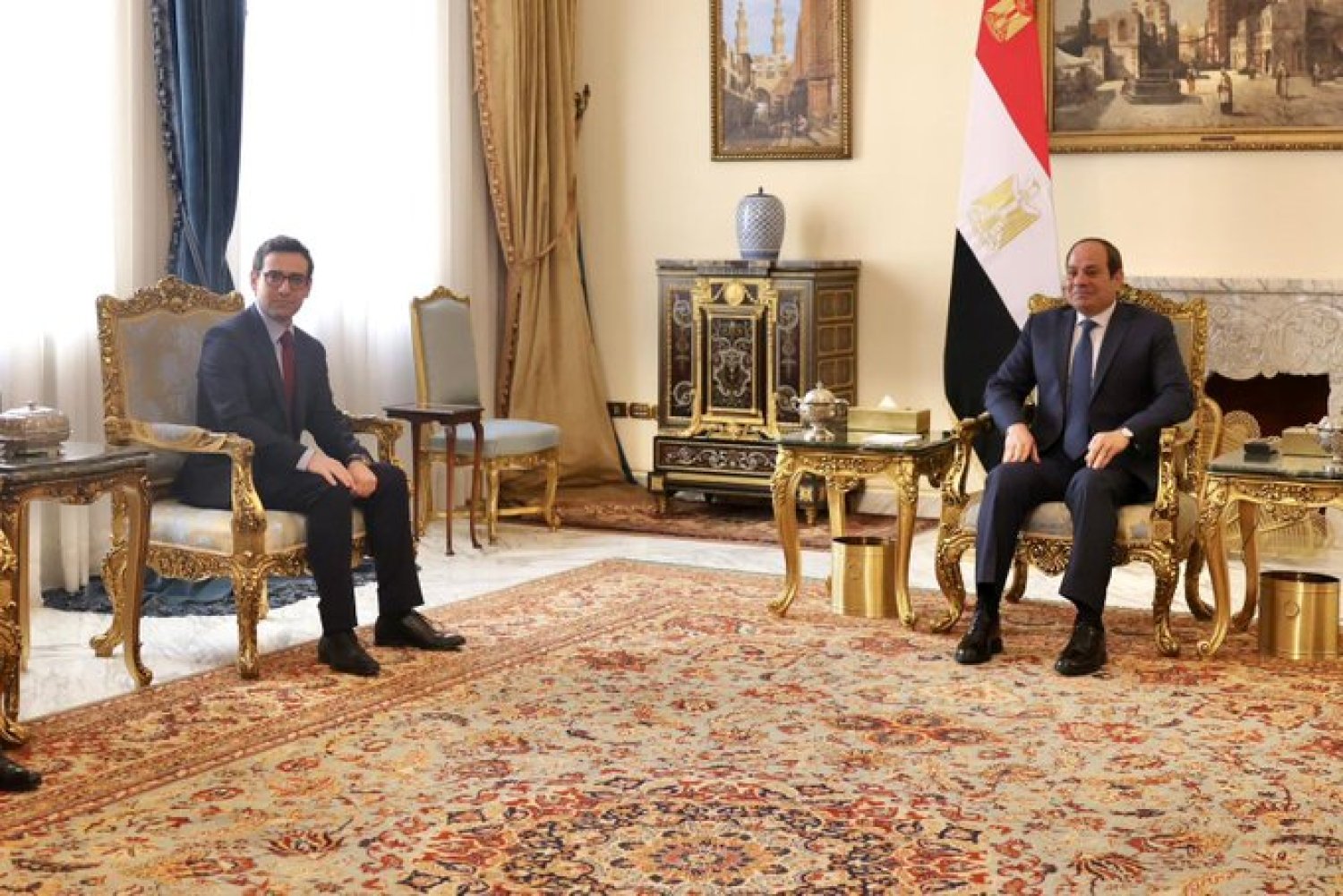 Fransa Dışişleri Bakanı Sejourne, Mısır Cumhurbaşkanı Sisi ile görüştü