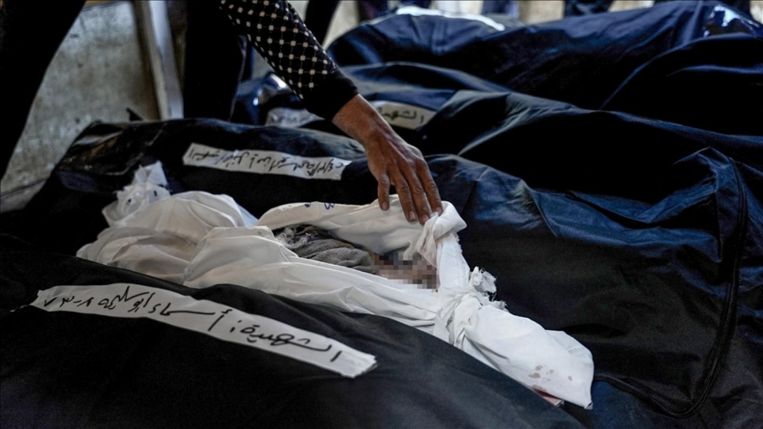 Gazze Şeridi'nde "açlık ve susuzluktan" ölenlerin sayısı 23'e yükseldi