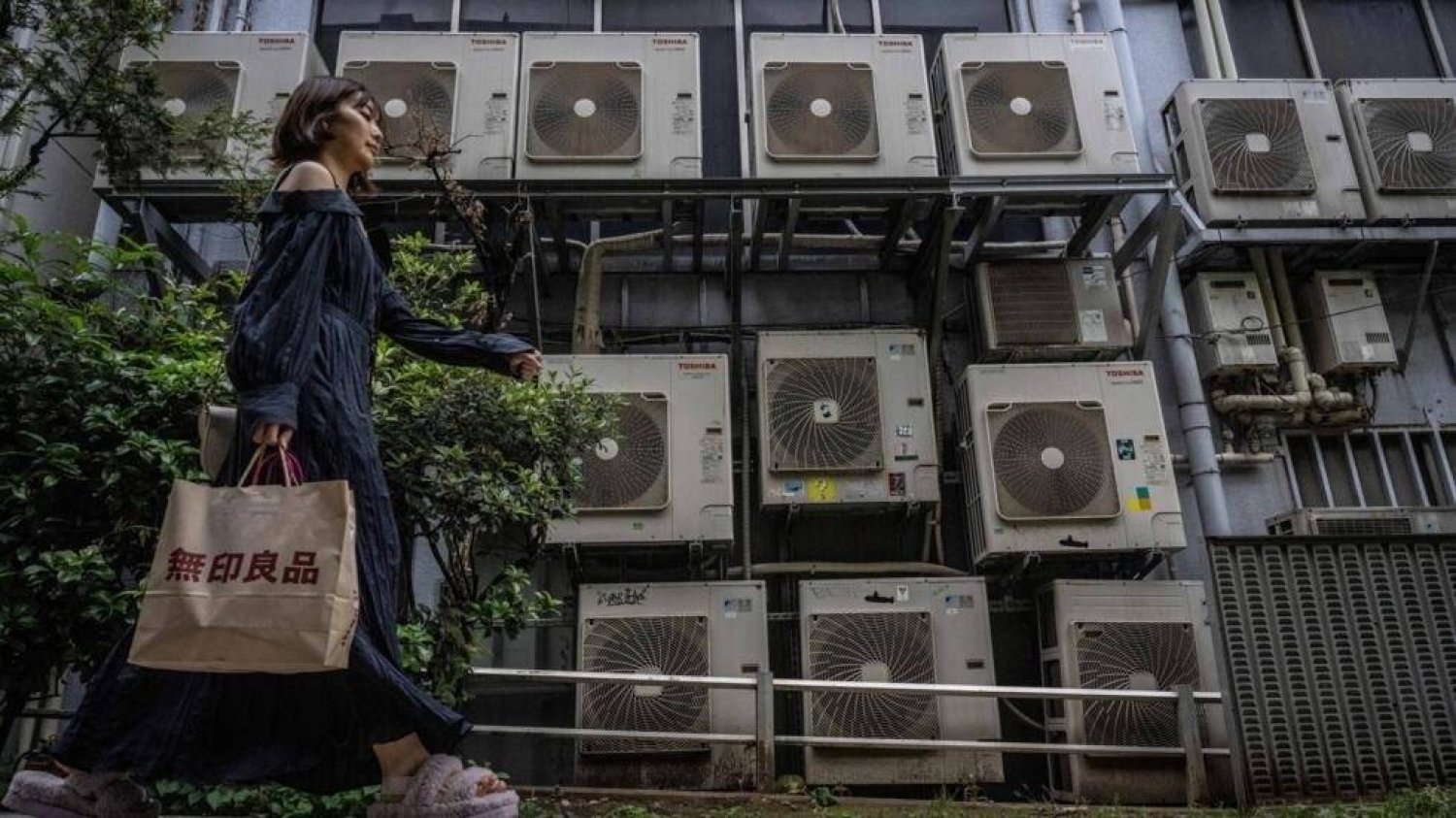 Heatwave Swells Asia's Appetite for Air-conditioning