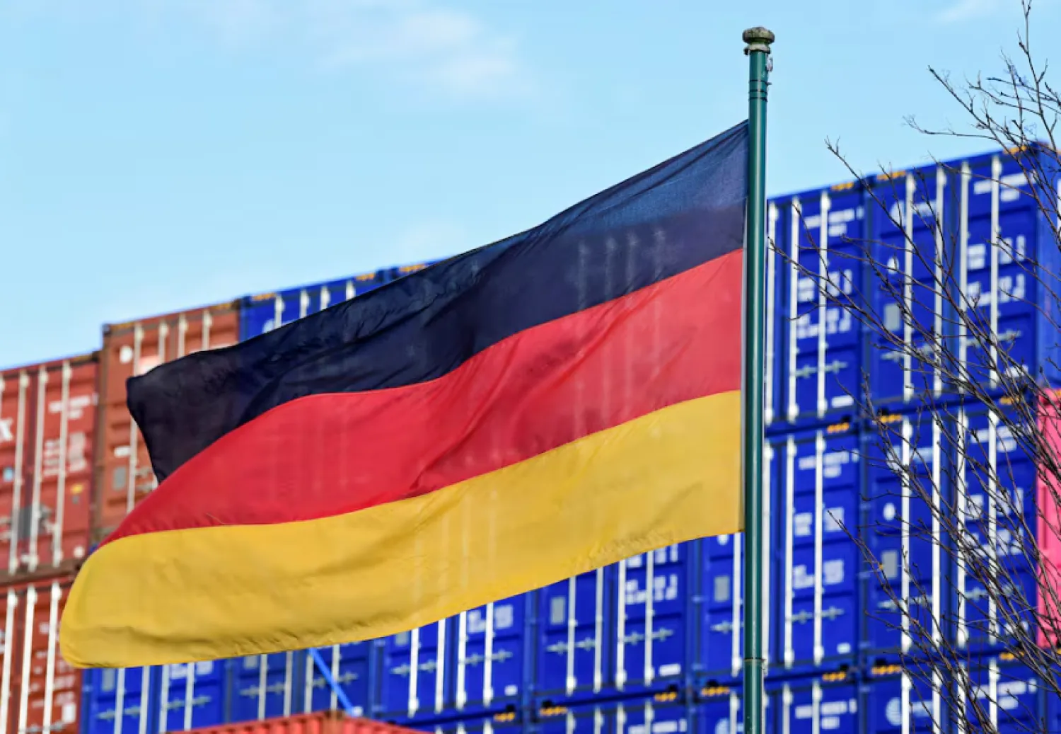 US Overtakes China as Germany’s Top Trading Partner