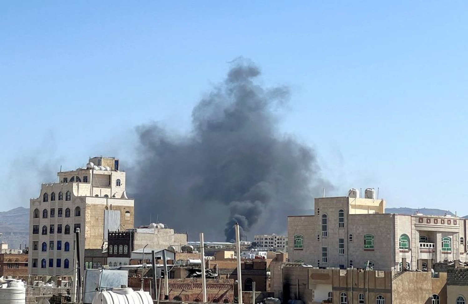 US and British Airstrikes Hit Yemen