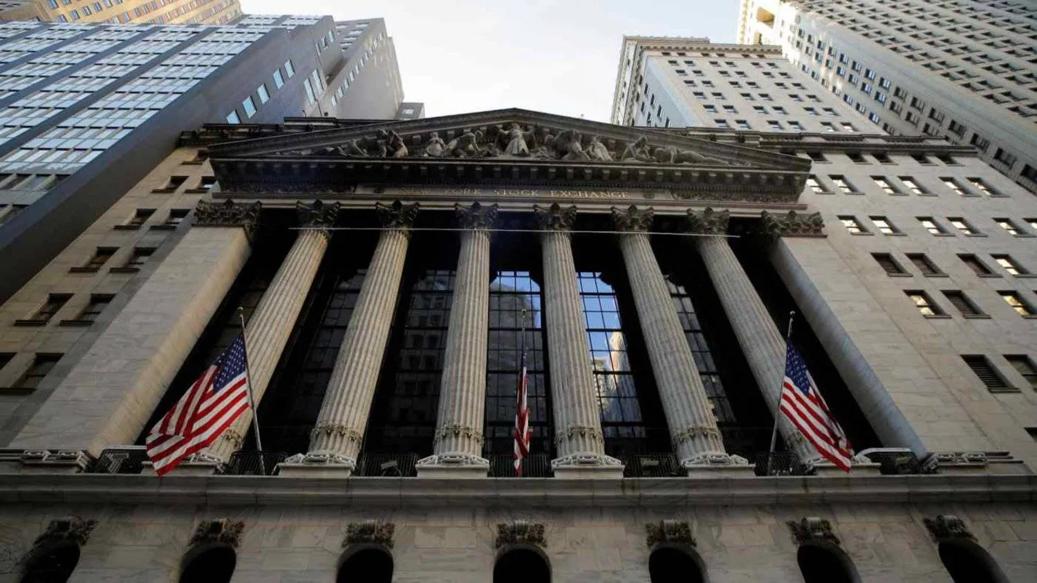 US Inflation Cools in May, Boosting Hopes of Fed Rate Cut