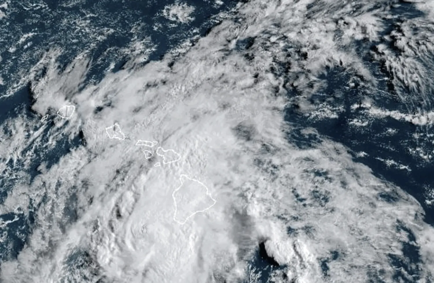 Hurricane Hone Sweeps Past Hawaii, Dumping Enough Rain to Ease Wildfire ...